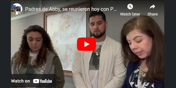 Brian y Marina Hernandez, Padres de Abby, se reunieron hoy con Patsy ...