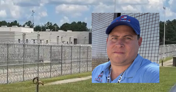 Mario Guevara fue trasladado del Centro De Detención en Folkston a la cárcel del condado de ...